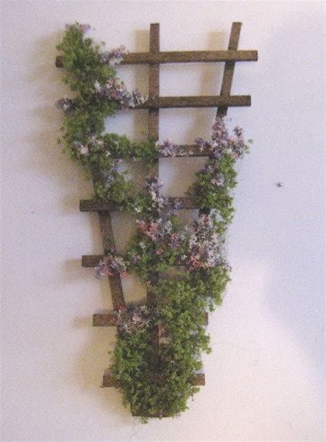 Mini Trellis For Dollhouse Landscaping