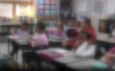E se os alunos fossem pagos para irem à escola SIC Notícias