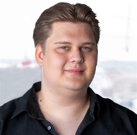 Roni On Iästään Huolimatta Rautainen Myyntitykki Elda Lkv