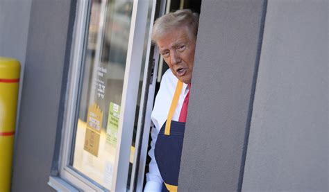 No Stunt Woman Served By Trump At Mcdonalds Speaks Out About The