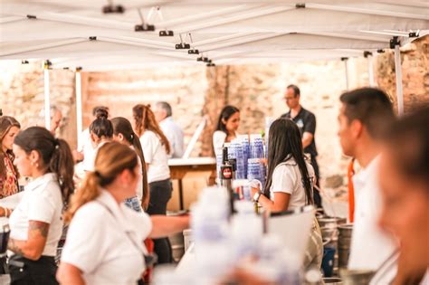 Marenostrum Fuengirola refuerza su plantilla con la creación de cien
