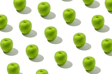 녹색 사과의 트렌디 한 햇빛 여름 패턴 흰색 배경에 최소한의 여름 개념 0명에 대한 스톡 사진 및 기타 이미지 0명 개체 그룹 건강한 식생활 Istock