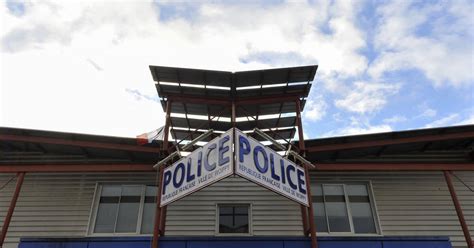Mort de Nahel en Moselle les symboles des institutions ont été mis à mal Libération