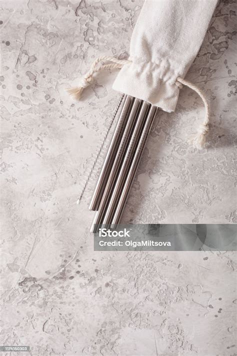 친환경 재사용 가능한 금속 마시는 빨대 폐기물 제로 개념 0에 대한 스톡 사진 및 기타 이미지 0 가방 강철 Istock