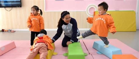 国家卫健委拟规范家庭托育点：面向3岁以下婴幼儿收托不超5人 知乎