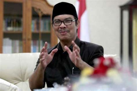 Wartaredaksi Profil Kepala Bkkbn Hasto Wardoyo Salah Satu Calon
