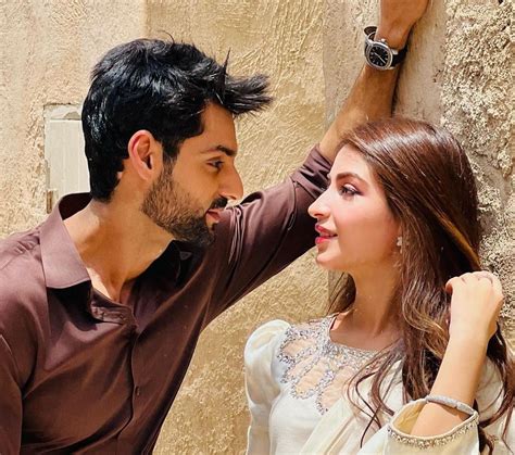 Kinza Hashmi Pairs Up With Indian Actor Karan Wahi For Rahat Fateh Ali