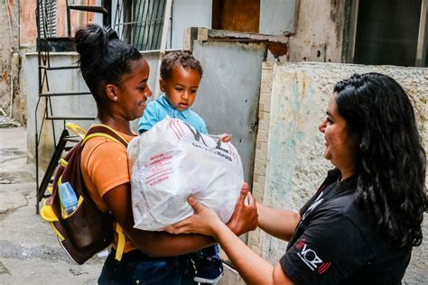 Ação Por Um Natal Melhor Distribui 3 Mil Cestas Básicas Nas