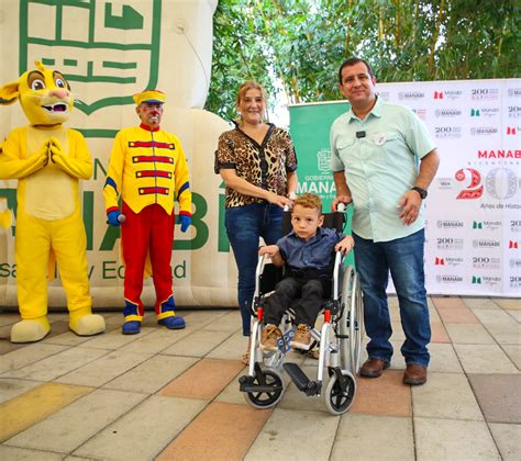 Prefectura de Manabí organizó feria por el Día Internacional de las Familias Prefectura de Manabí