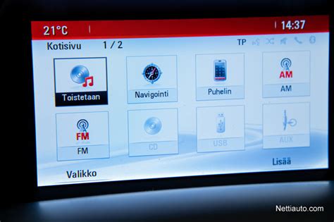 Opel Zafira Tourer Enjoy 1 4 Turbo 103kW 7 Paikkanen Särmä huoltohistoria Tutkat Vakkari