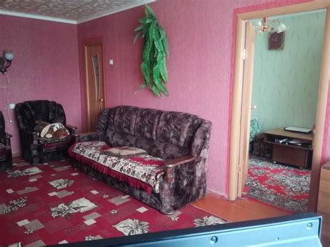 Оля робила голубці коли в двері подзвонили Жінка пішла відчиняти