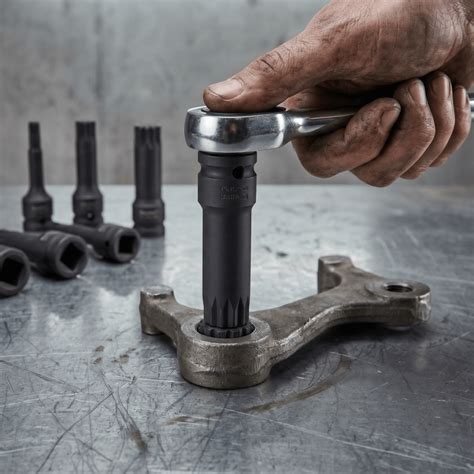 Blue Spot Tools 8 Piece 12 Impact Spline Socket Set M5 M18 01501