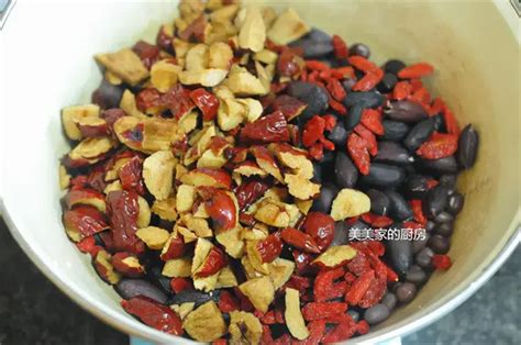 冬至过后，这美味抓紧吃，专为熬夜的人准备！我家每年要做几百个，又香又糯！