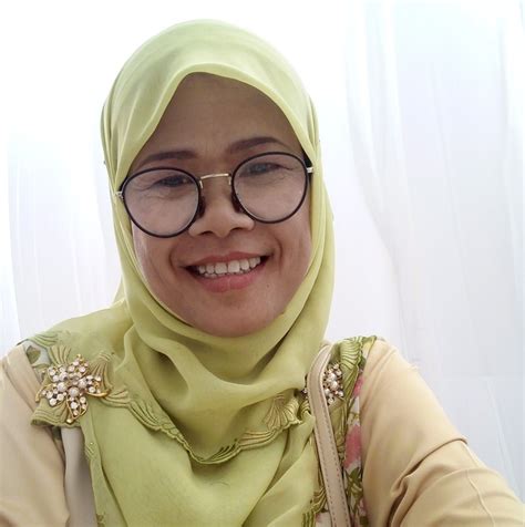 ฟังนะ 🌼 สวัสดีวันพฤหัส…ขอให้วันนี้เบาเหมือนแดดอุ่น ๆ ตอนเช้า ยิ้มให้ตัวเอง แล้วใช้ชีวิตอย่าง