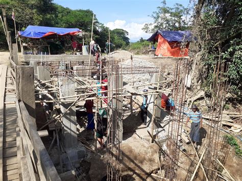 ကျိုက်ဒုံမြို့၊ဝင်းလုံချောင်း၌ ကိုယ်အားကိုယ်ကို သံကူကွန်ကရစ် တံတားတည