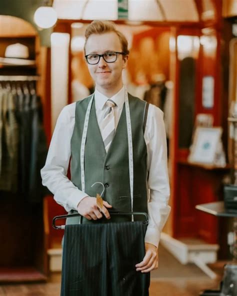 Alec Wg Hall Discover Driffield