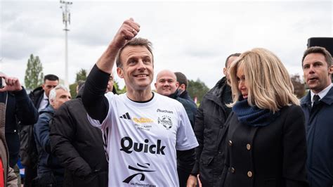 Jo 2024 Emmanuel Macron Pousse Pour La Présence De Mbappé