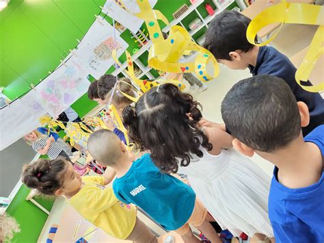 P3 Fem Garlandes Escola Jaume Vicens I Vives