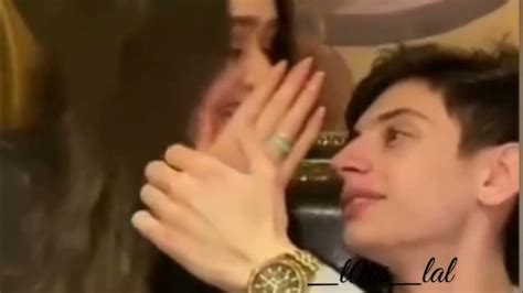 لب چوشی😜 لب چـوشی Youtube