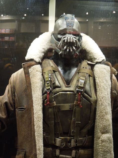 Tom Hardys Bane Costume From The Dark Knight Rises Domesticjenni