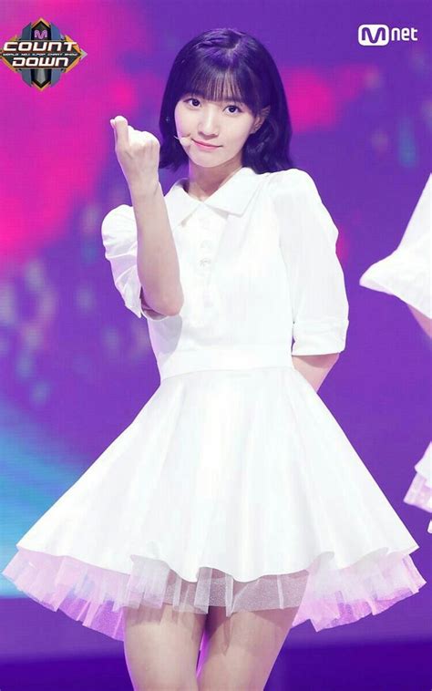 Binnie Ohmygirl Baeyubin Oh My Girl Jiho Cute Kawaii Girl Girl