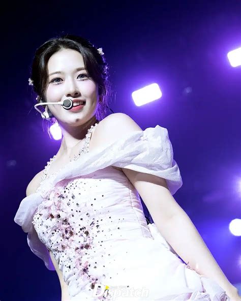 유진 런던 데뷔순간 📷 2 팬플러스 커뮤니티