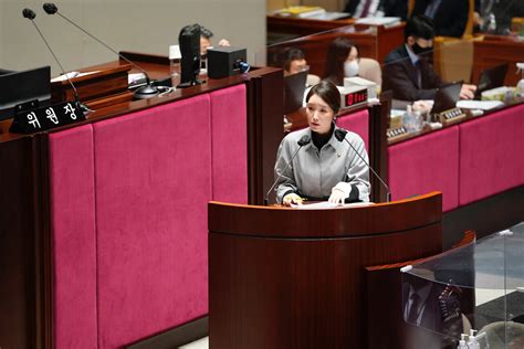 강선우 의원 아동학대 언론보도 권고기준 수립 근거법 통과
