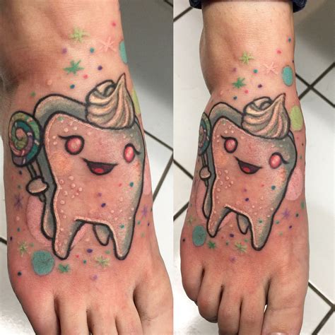 Sweet Tooth Tattooed By Noelle Lamonica Divine Machine Tattoo Tooth