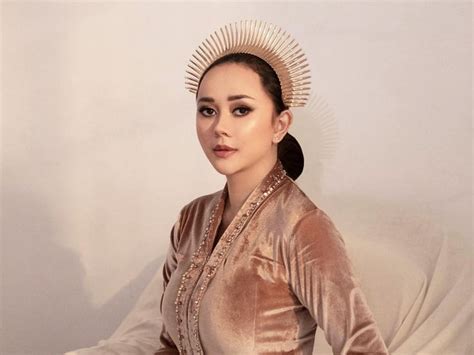 5 Sexiest Indonesian Female Celebrities In 2022 Jenggalaid