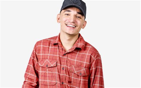 Em álbum João Gomes Junta Inéditas E Releituras De Hits Portal Sucesso
