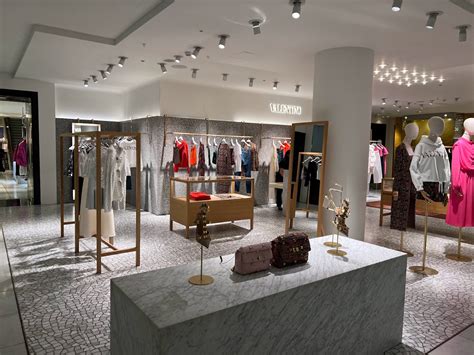 Valentino Shops In London: Where Luxury Meets Elegance - London ...