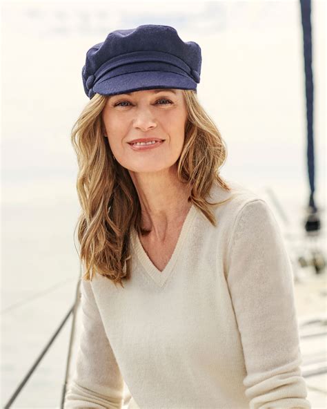 Cream Womens Lambswool V Neck Jumper Woolovers Au