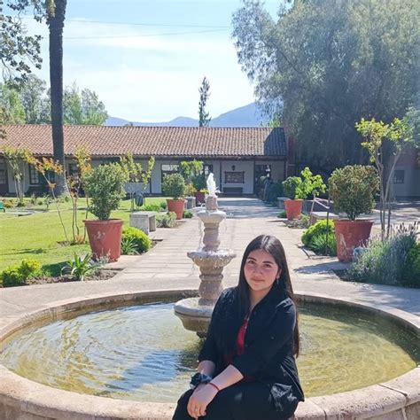 Dafne Millaray Threads Say More