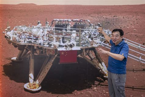 Chinas AI Robot Synthesizes Catalysts For Oxygen Production On Mars EFE