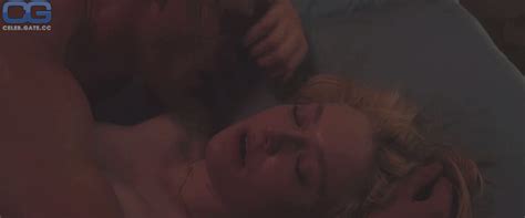 Dakota Fanning Nude Pictures Onlyfans Leaks Playboy Photos Sex Scene Uncensored