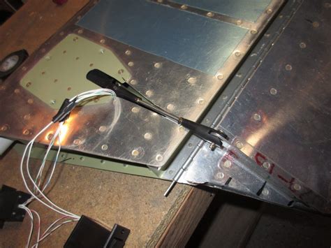 Mounting The Trim Tab Servo Lynns Rv 7 Build