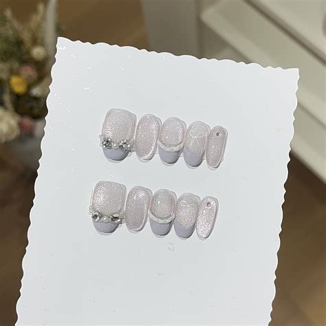 一只顾【稚气淡紫】可爱奶油香芋紫系爆闪猫眼手绘法式裙边穿戴甲 阿里巴巴