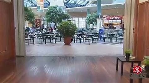 Peeping Tom Gets Caught Vidéo Dailymotion