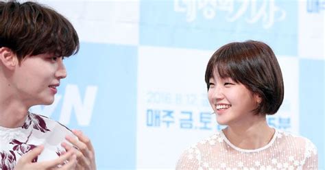 사진 안재현 박소담화기애애한 분위기