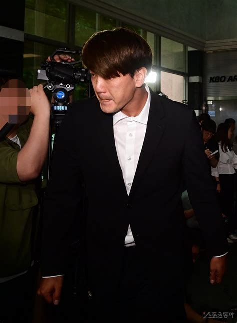 김광현 굳은 표정 포토 ｜스포츠동아