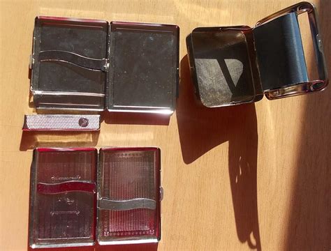 Табакера за цигари с машинка за свиване на тютюн табакери гр