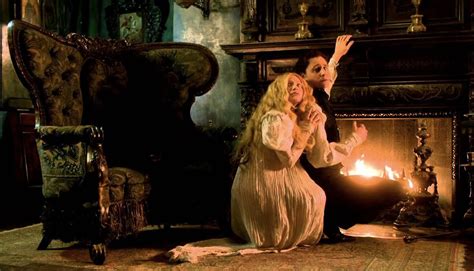 Tom Hiddlestons Crimson Peak Sex Scene Is Ruled By Mia Wasikowska