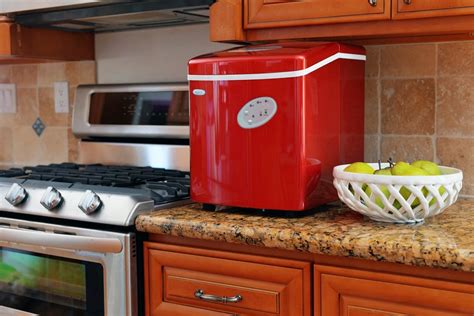 How To Work An Ice Maker Storables