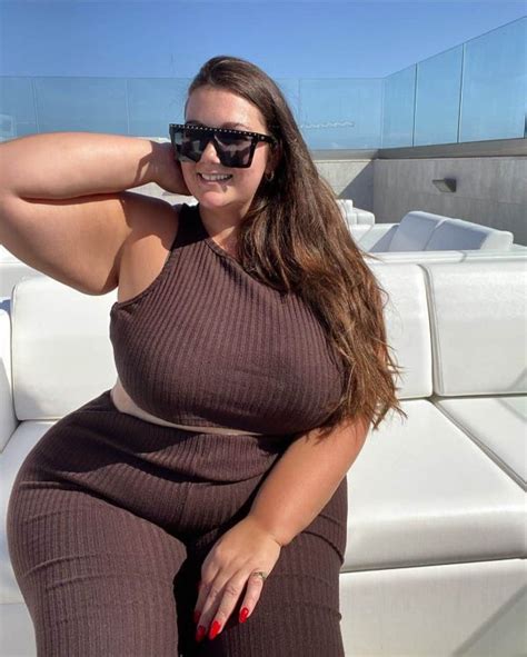 Miss Jones Bio Wiki Age Photo Instagram Twitter Fashionwomentop