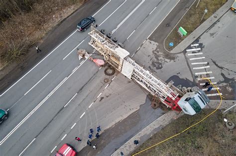 Find The Right Lawyer To Get Help After A Truck Accident In Alpharetta