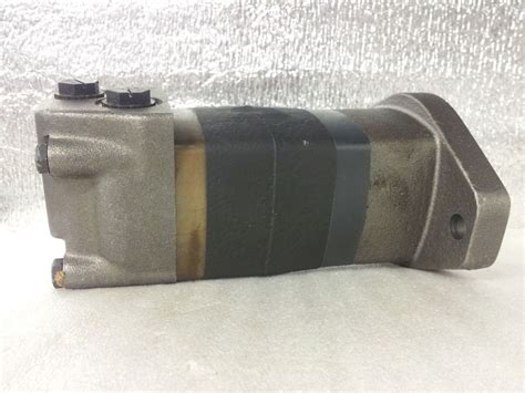 Eaton Char Lynn Hydraulic Motor 2k 104 1737 006 New S33 3f Ebay