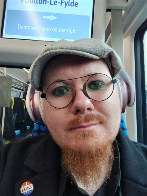Feeling Cute Rnonbinary