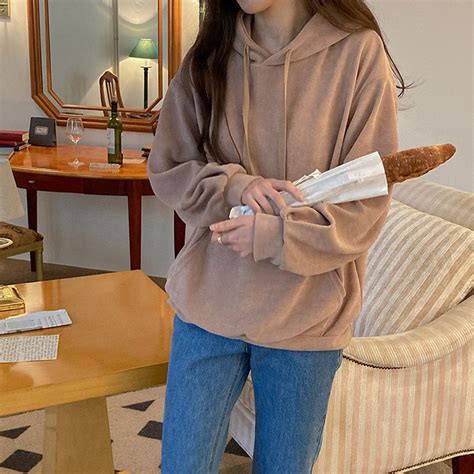 여자 얇은 데일리룩 답답하지않은 캐주얼 무지 후드티