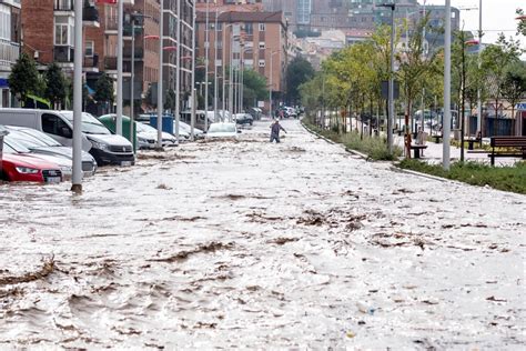 Pueblos Inundados Barro Y Destrozos Las Consecuencias De La Dana En
