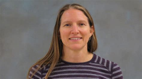 Faculty Spotlight Erin Epperly Dvm Dacvr Veterinary Medicine At Illinois